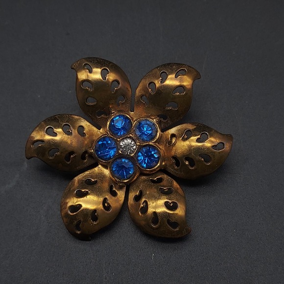 Coro | Jewelry | Coro Gold Tone Blue Rhinestone Flower Brooch Vintage ...